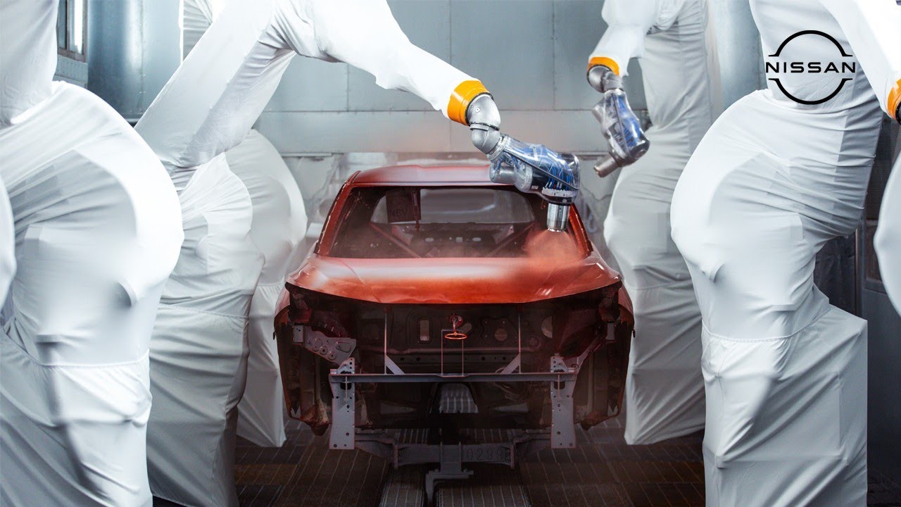 Nissan combines craftsmanship with robots to deliver the two-tone JUKE